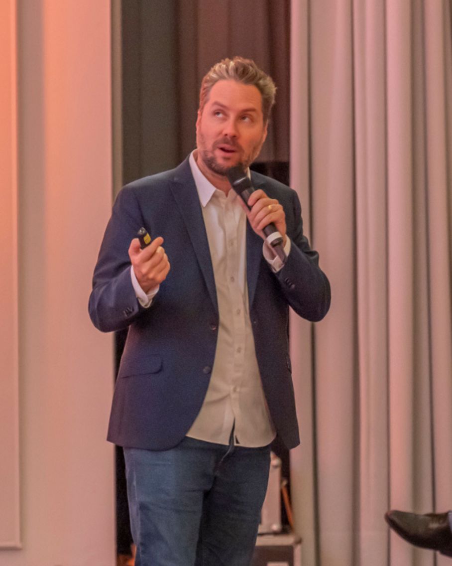 Jeremy Gutsche - re.comm