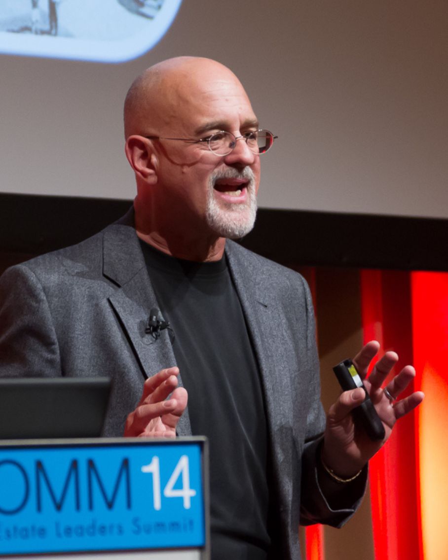 Daniel Gilbert - re.comm